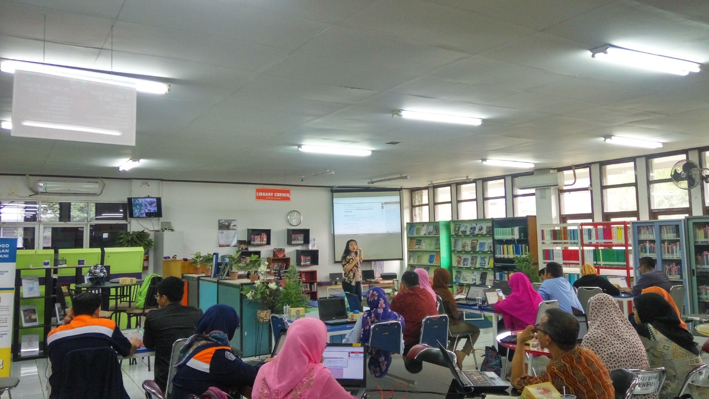 Ruang Baca - Perpustakaan Fakultas Teknik Unjani